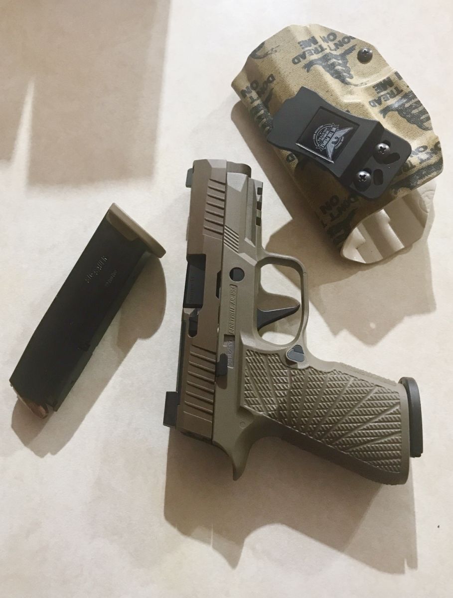 Reeder Custom Guns - Butchering up plastic SIG “modules”.