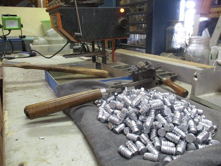 Reeder Custom Guns - Casting Today