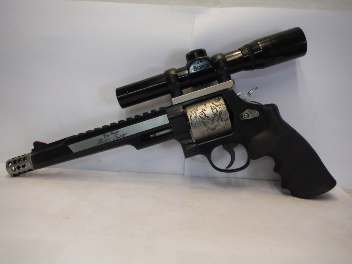 Reeder Custom Guns - if someone has one of the special 44 Magnum ...