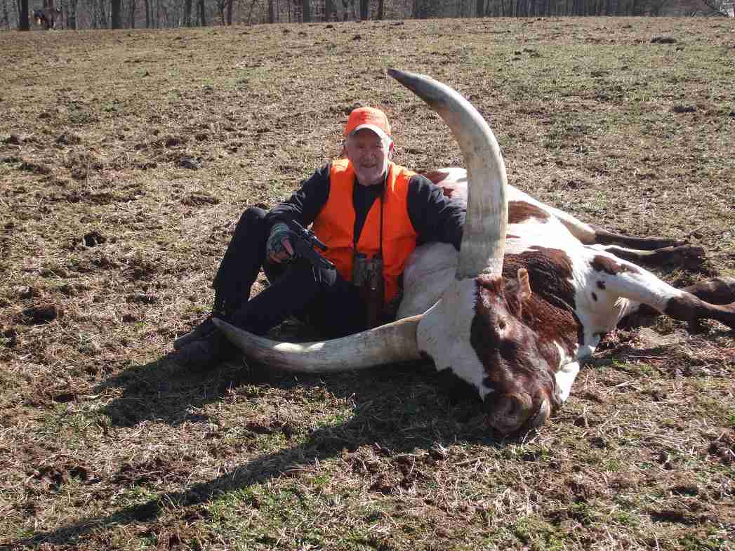 Reeder Custom Guns - Look at Al Goerg's camo in his handgun Hunting