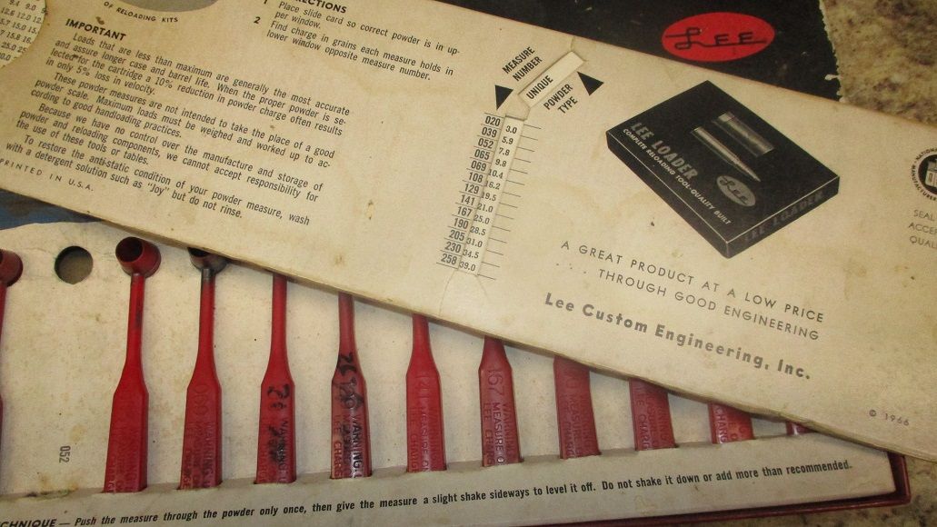 Reeder Custom Guns - Hand Loading Ammo